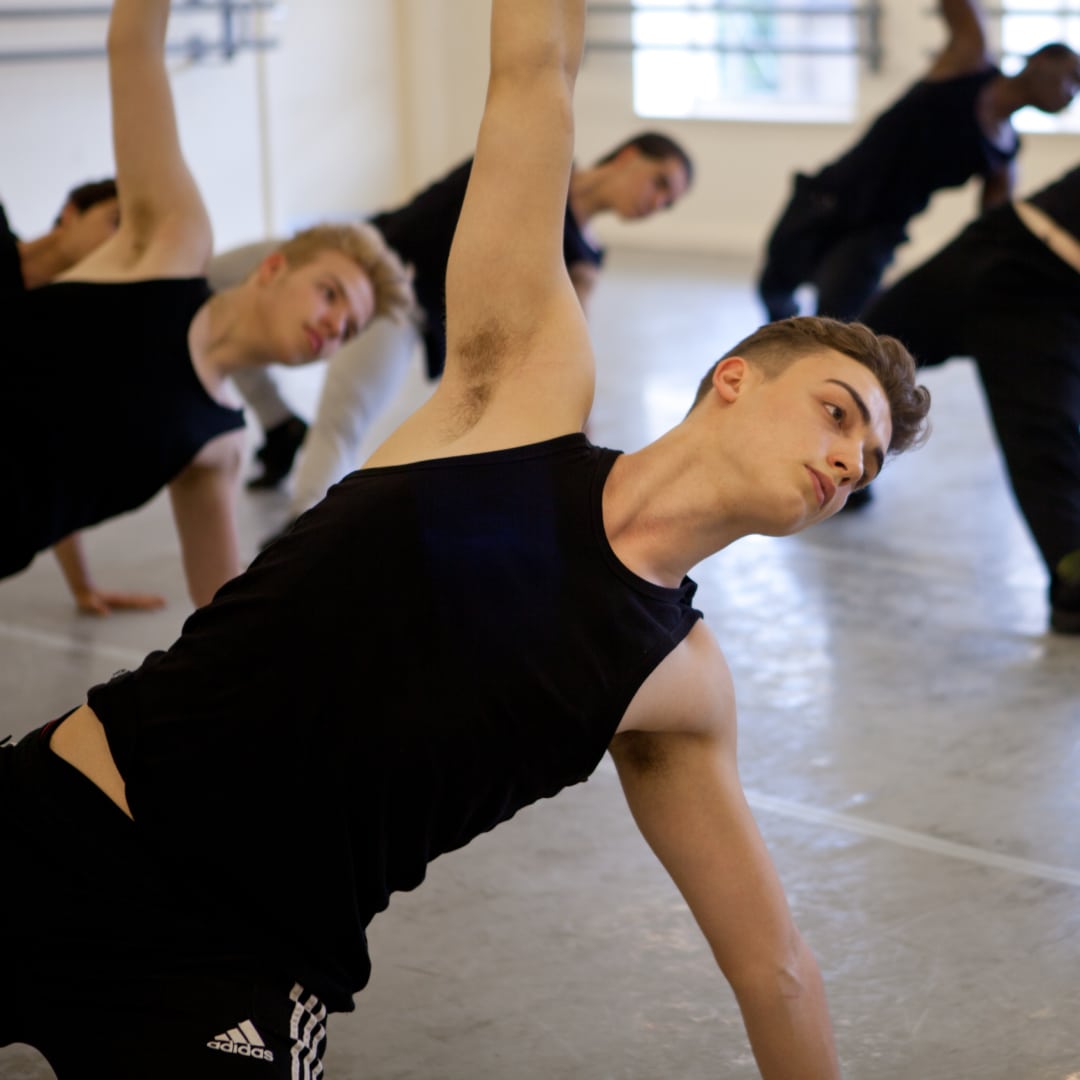 5 reasons performing arts plays a key role in society